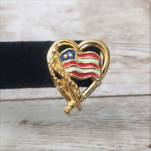Avon | Jewelry | Vintage Avon Brooch Pin American Flag In Heart Gold ...